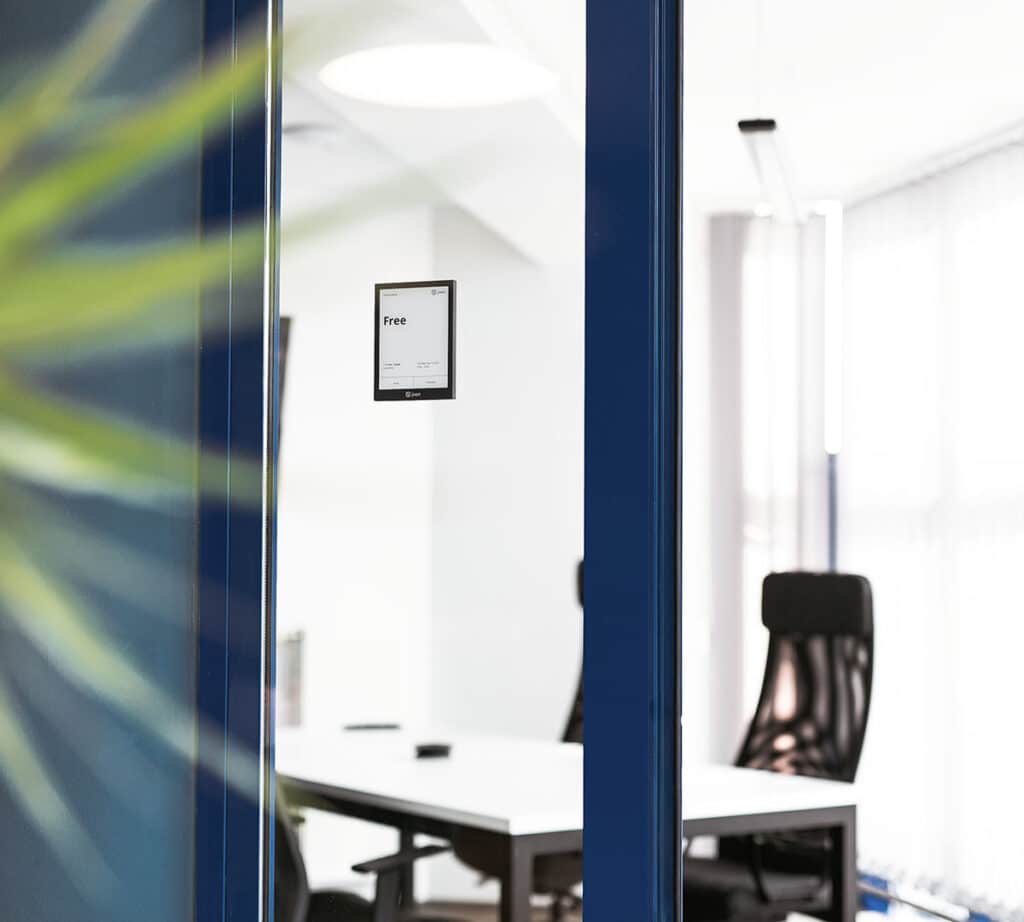 Easily manage 100+ meeting rooms with Joan 6 Pro