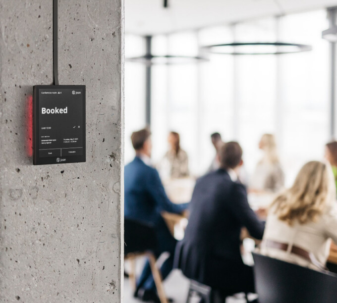 Joan 6 Pro: Meeting Room Scheduling Display