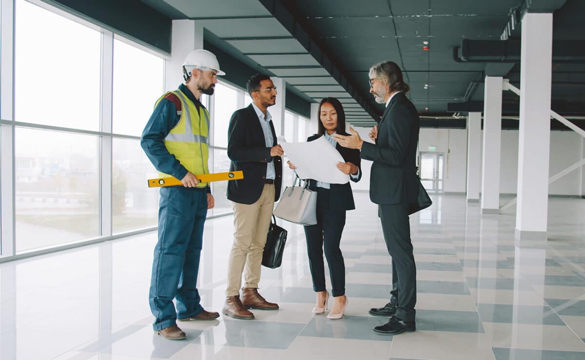 Construction Project Coordination - Complete Guide 2026 - Joan Workplace